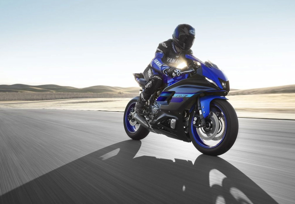 R7 - Yamaha Motos