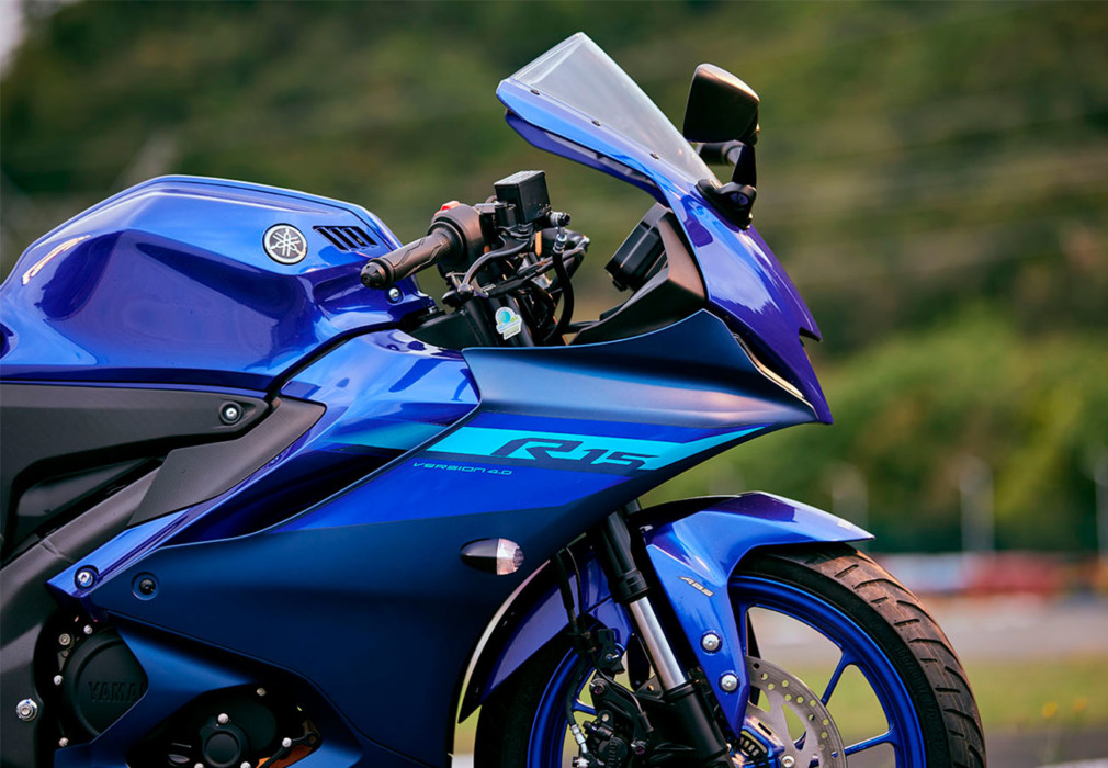 R15 V4 - Yamaha Motos