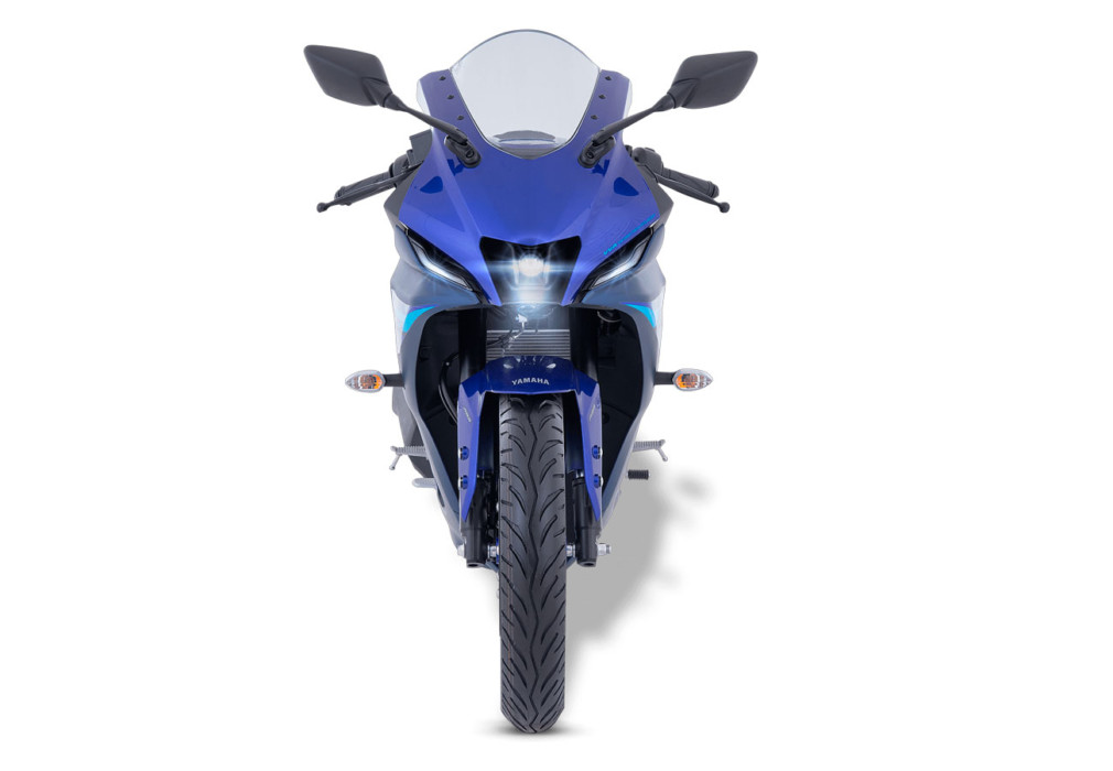 R15 V4 - Yamaha Motos