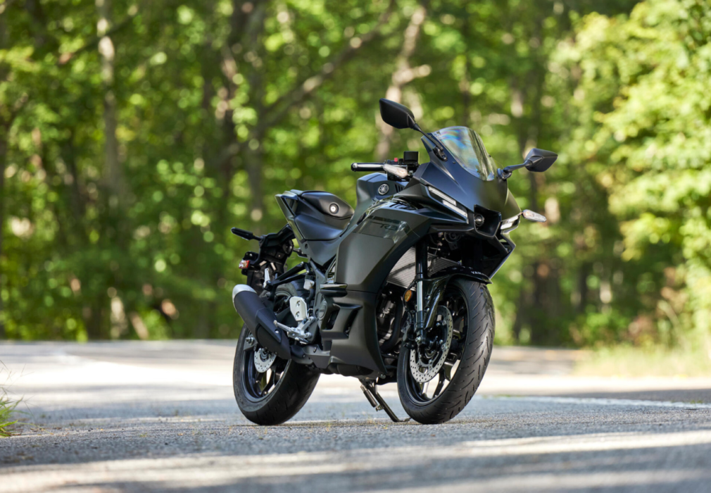 NEW R3 - Yamaha Motos