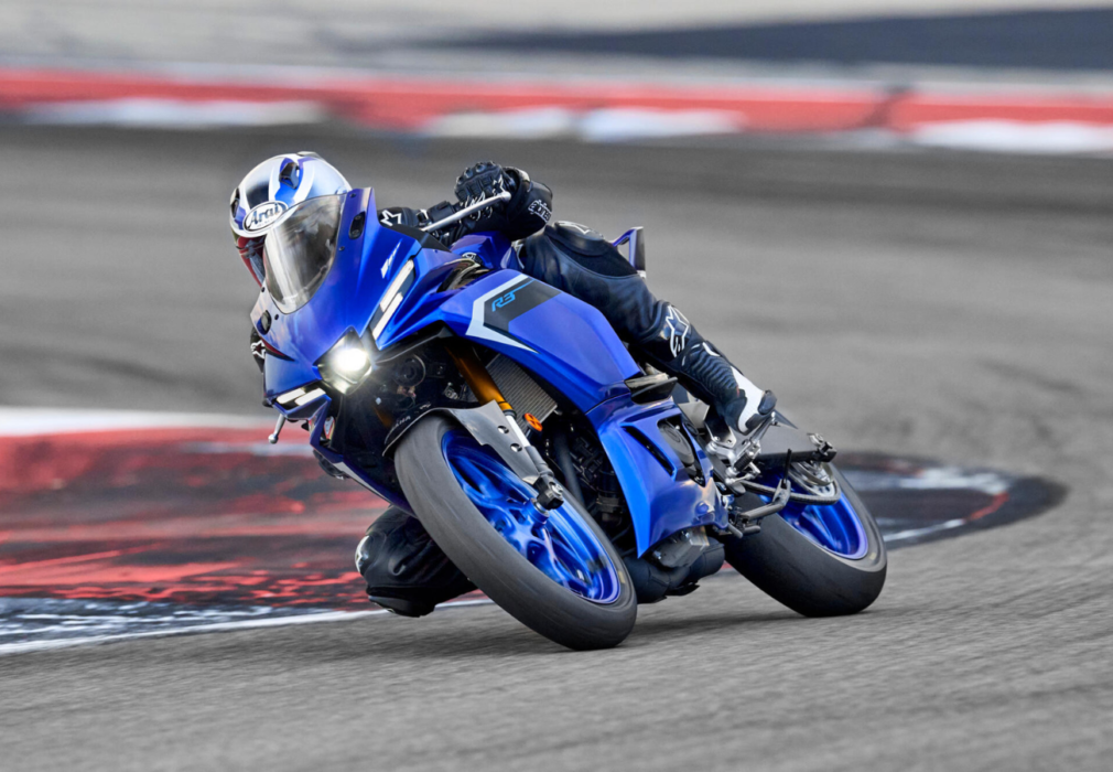 NEW R3 - Yamaha Motos
